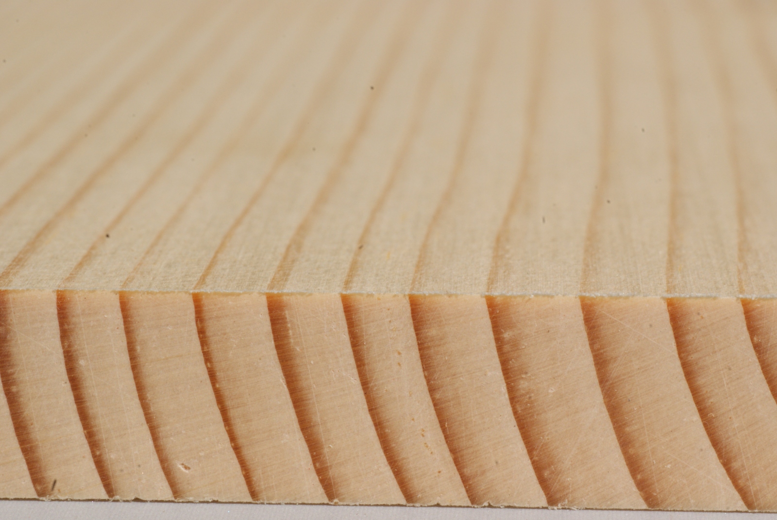 Fichte - Merkmale & Eigenschaften - Holz vom Fach